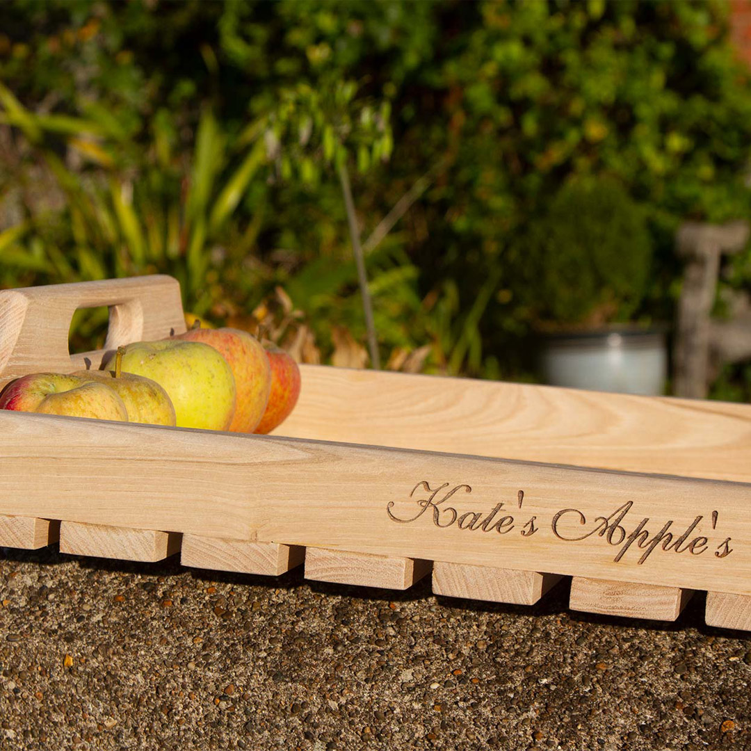 Apple Boxes - The Sign Maker